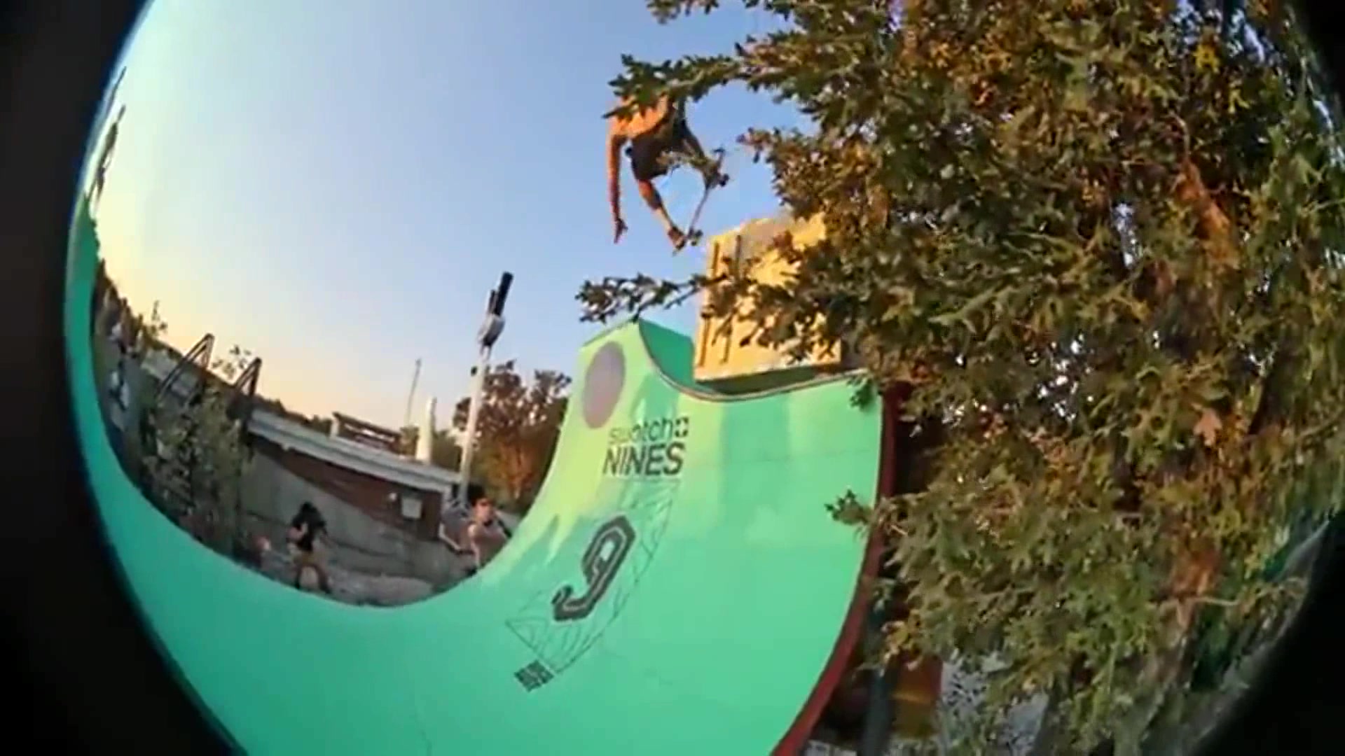 1126视频9 - COS.TV