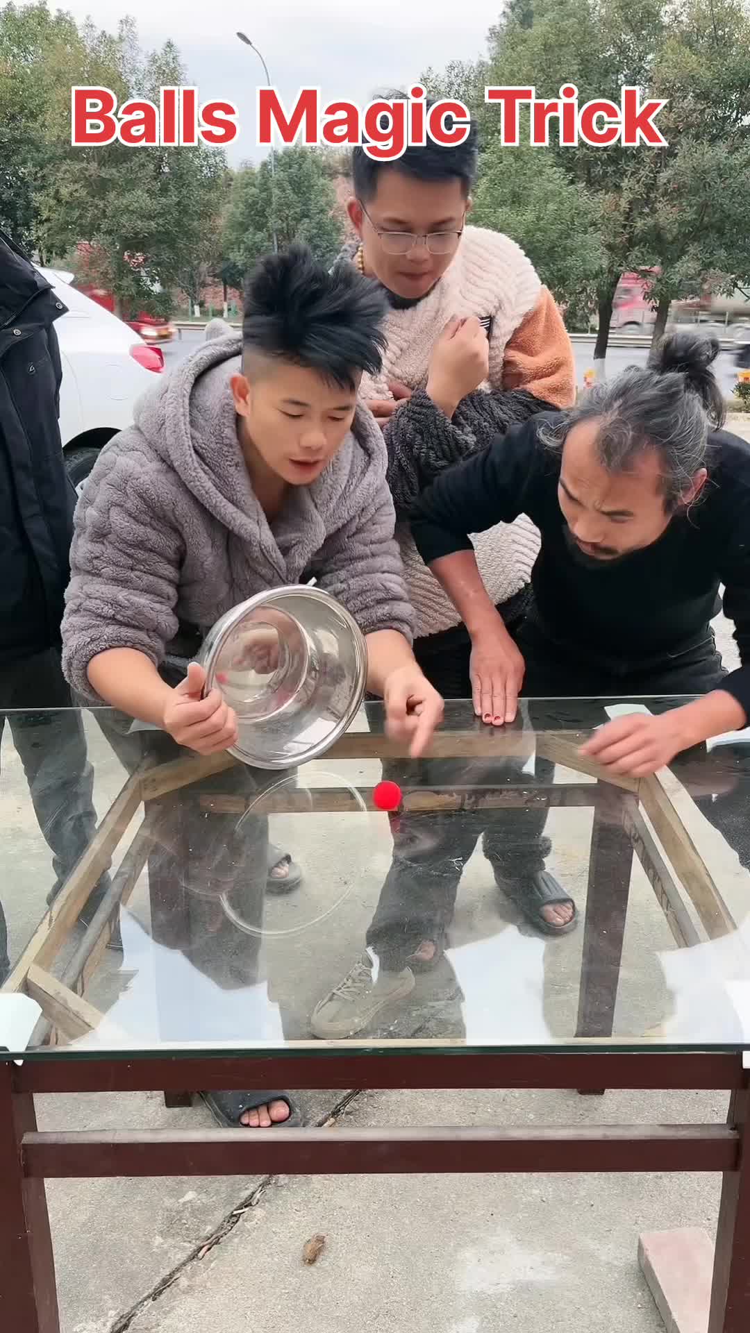 Ball Magic Trick #balls #magic #shorts #cos - COS.TV