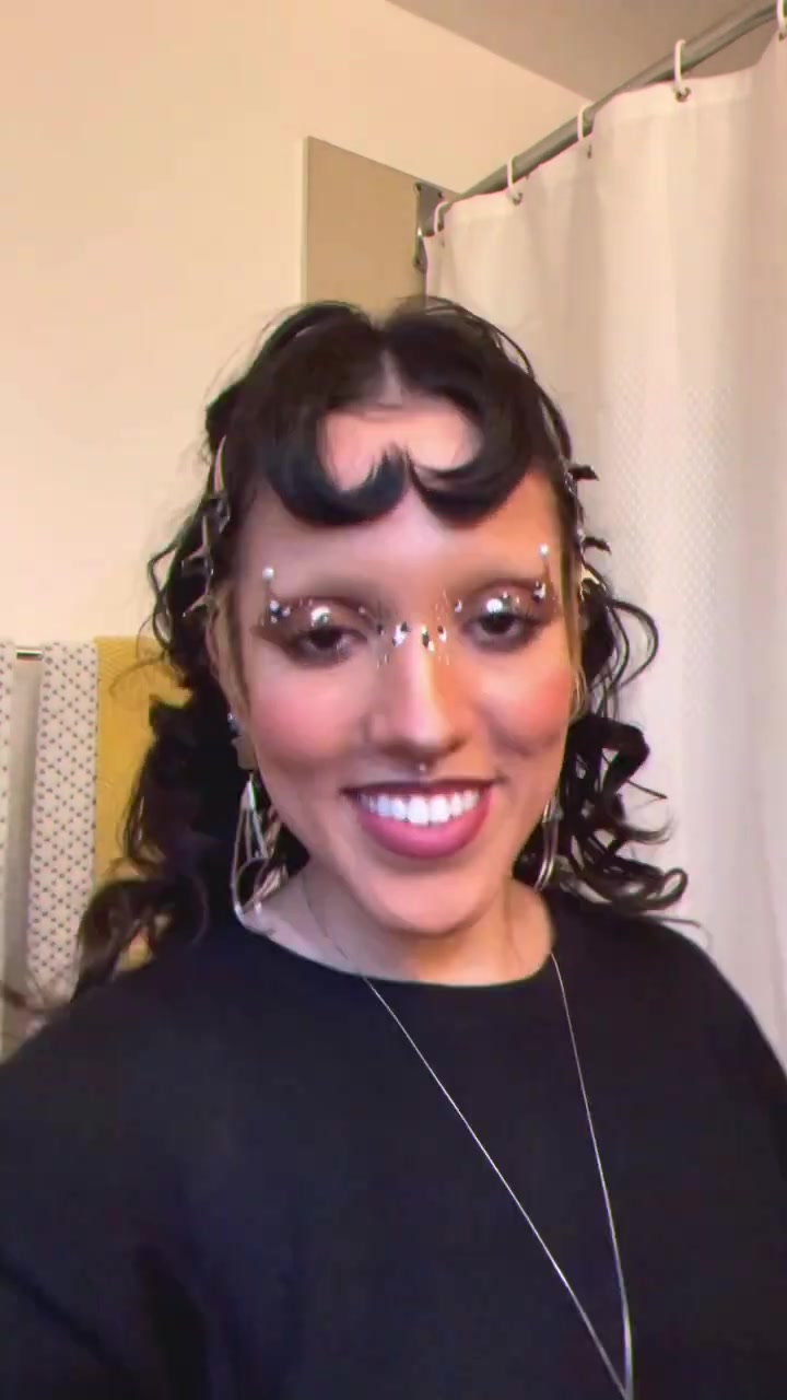 hairstyling easy hacks 640 fatimaareej #shorts.mp4 - COS.TV