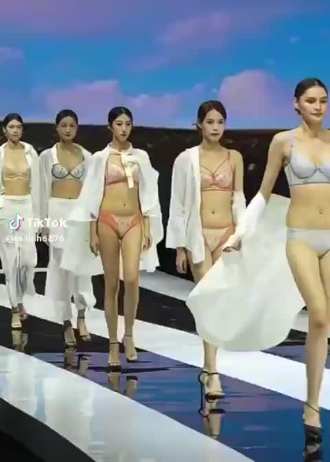 5478323118320.mp4 - COS.TV