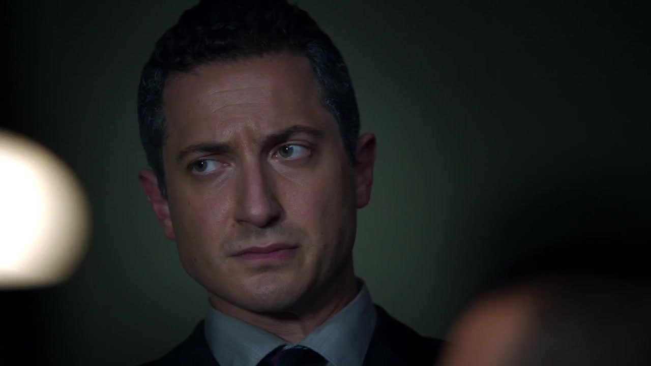 Grimm - S01E03 - Cuidado com as Abelhas - COS.TV